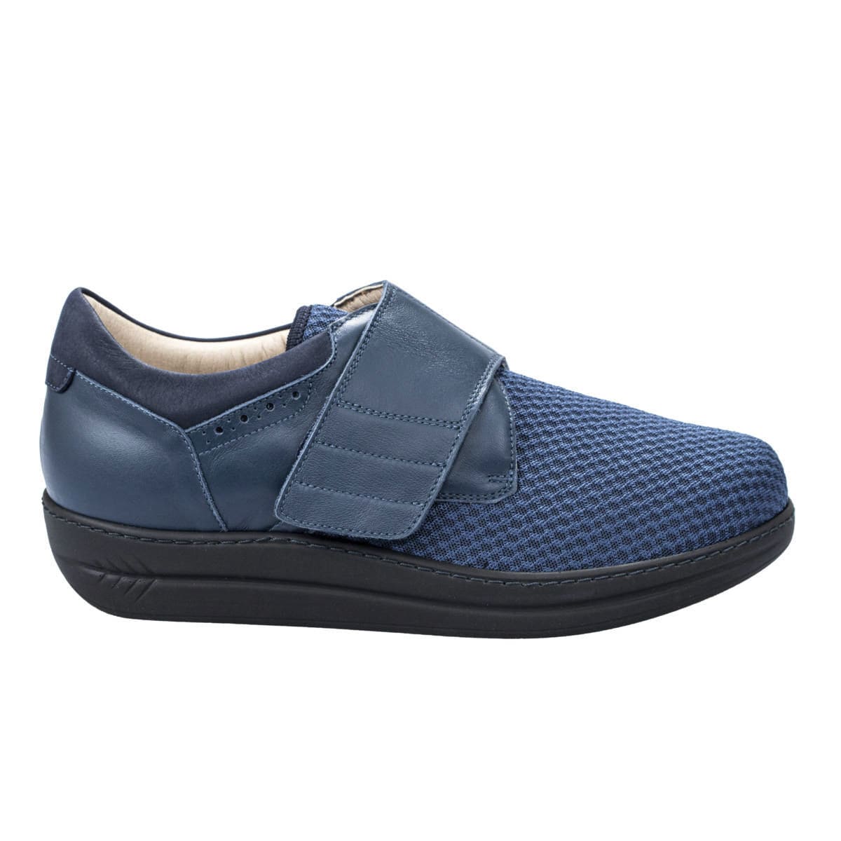 Zapato ortopédico postquirúrgico plano American Surgery S.A. - amtech.blog