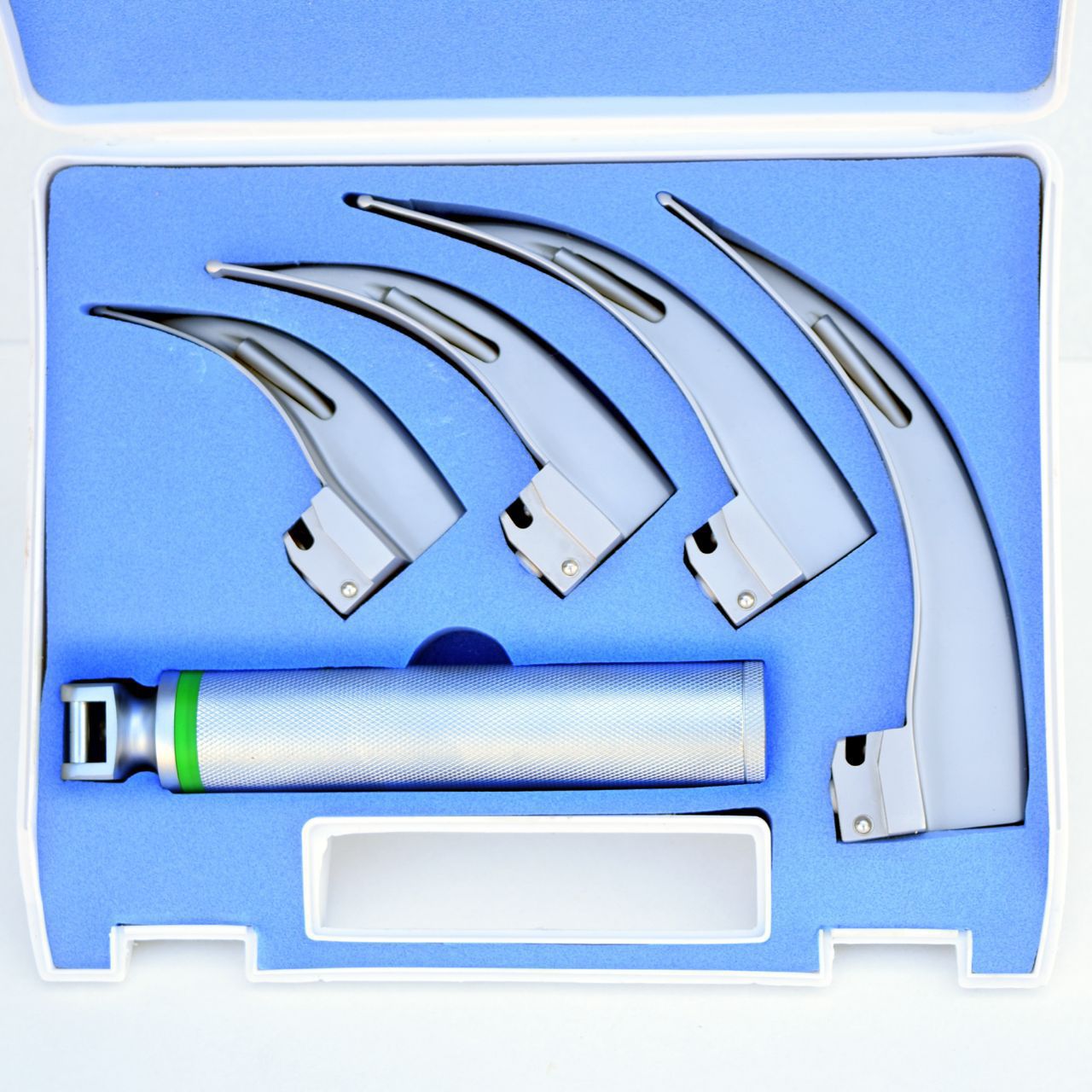 Kit de laringoscopios2 Macintosh - TI-017-3021 - TRANSACT INTERNATIONAL ...