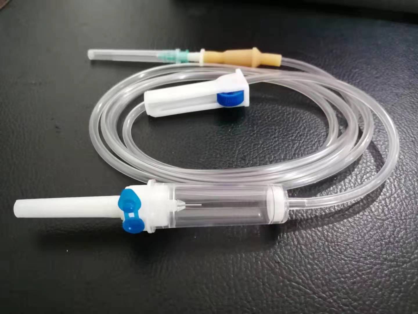 Set de perfusión intravenoso - 60 drops/ml - RongJia Medical Science ...