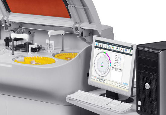 Analizador de bioquímica automático / para diagnóstico clínico / de pie ...
