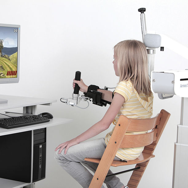 Sistema de rehabilitación de movilidad del brazo - Armeo®Spring ...