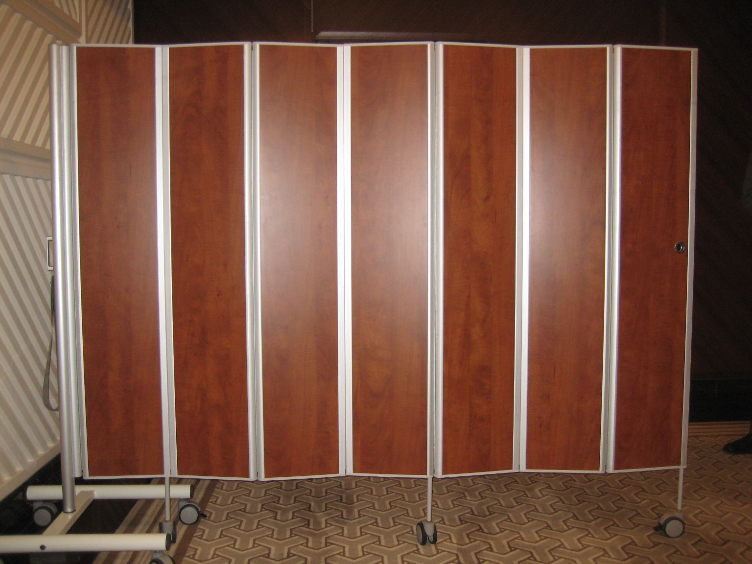 Biombo médico móvil - Parflex Screen Systems - plegable