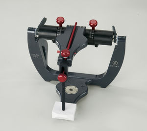 Articulador dental semiadaptable - 8500 - Whip Mix Corporation