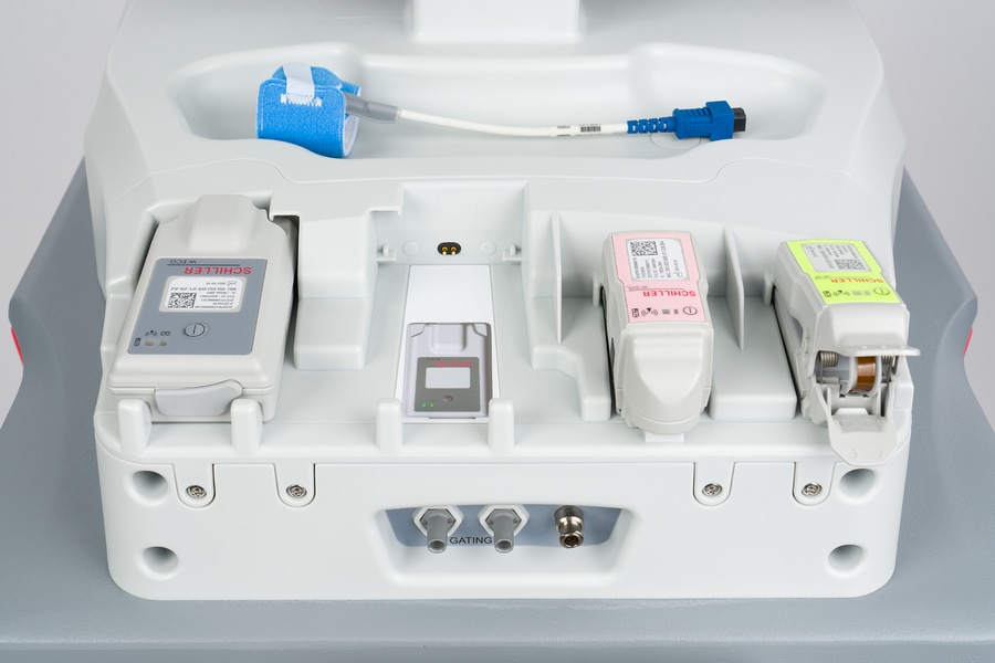 SCHILLER lanza el monitor de paciente MAGLIFE RT-1, compatible con la ...